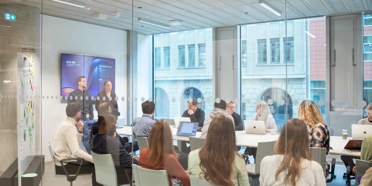 So läuft die Journalismusausbildung - Axel Springer Academy